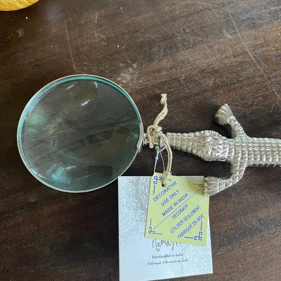 Accents | Nwt Magnifying Glass With Silver Alligator Handle Aluminum ...